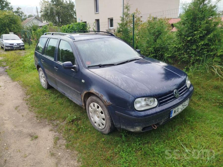 Blue Volkswagen Golf 2004 in Riga, with an engine capacity of 1.90 L and mileage of 0 thousand km for 700 €, photo 4 on AUTOMOTO.COM.LV