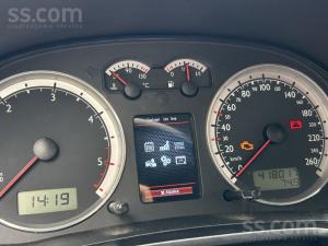 Zils Volkswagen Golf 2005 Rīga, ar dzinēja tilpumu 1.90 L un nobraukumu 418 tūkst. km par 2700 €, foto 14 vietnē AUTOMOTO.COM.LV