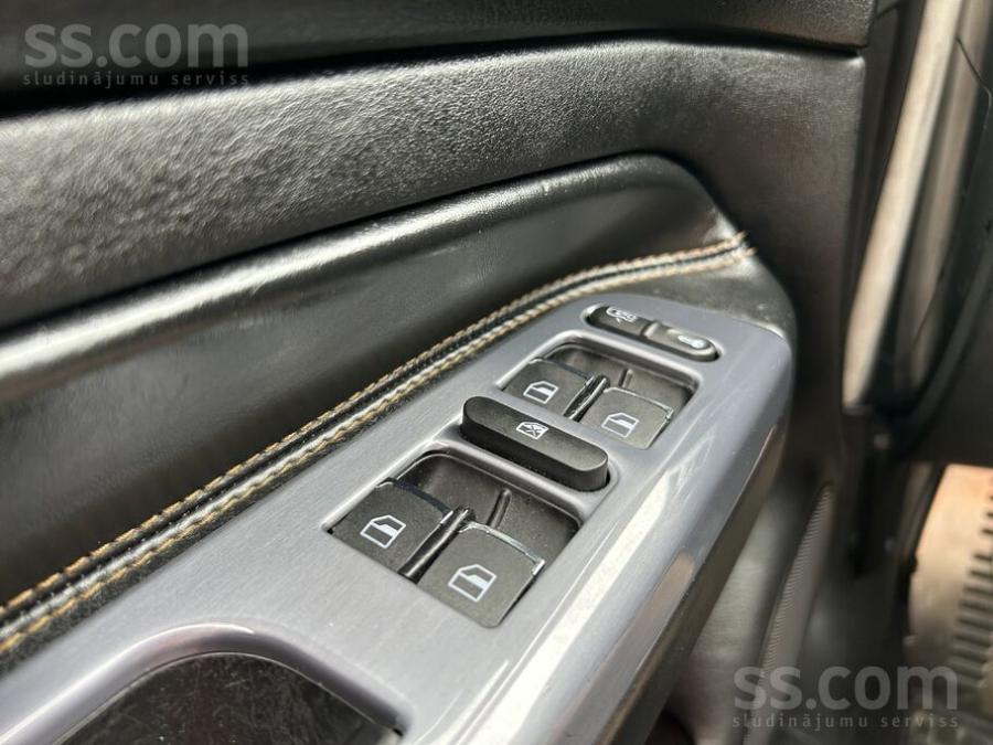 Zils Volkswagen Golf 2005 Rīga, ar dzinēja tilpumu 1.90 L un nobraukumu 418 tūkst. km par 2700 €, foto 16 vietnē AUTOMOTO.COM.LV