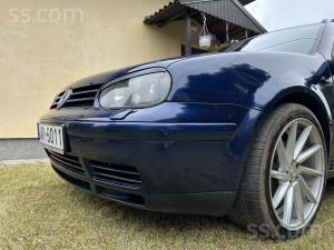 Zils Volkswagen Golf 2005 Rīga, ar dzinēja tilpumu 1.90 L un nobraukumu 418 tūkst. km par 2700 €, foto 18 vietnē AUTOMOTO.COM.LV