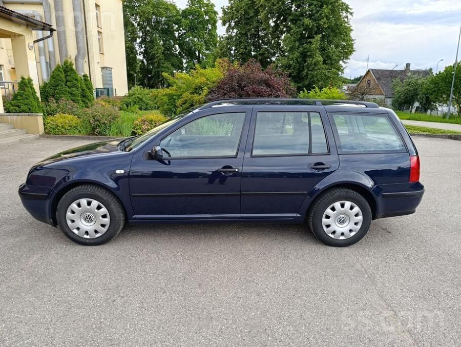 Blue Volkswagen Golf 2005 in Preili, with an engine capacity of 2.00 L and mileage of 260 thousand km for 2600 €, photo 8 on AUTOMOTO.COM.LV