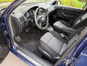 Blue Volkswagen Golf 2005 in Preili, with an engine capacity of 2.00 L and mileage of 260 thousand km for 2600 €, photo 14 on AUTOMOTO.COM.LV