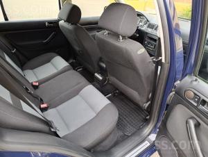 Blue Volkswagen Golf 2005 in Preili, with an engine capacity of 2.00 L and mileage of 260 thousand km for 2600 €, photo 20 on AUTOMOTO.COM.LV
