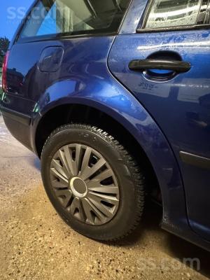 Zils Volkswagen Golf 2005 Rīga, ar dzinēja tilpumu 1.90 L un nobraukumu 334 tūkst. km par 1700 €, foto 5 vietnē AUTOMOTO.COM.LV