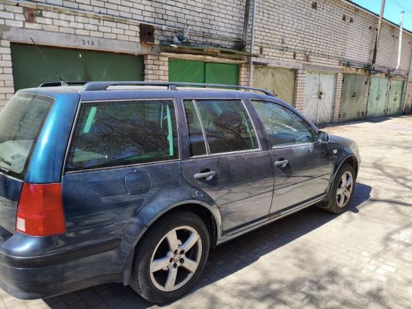 Blue Volkswagen Golf 2006 in Daugavpils, with an engine capacity of 1.60 L and mileage of 310 thousand km for 1400 €, photo 2 on AUTOMOTO.COM.LV