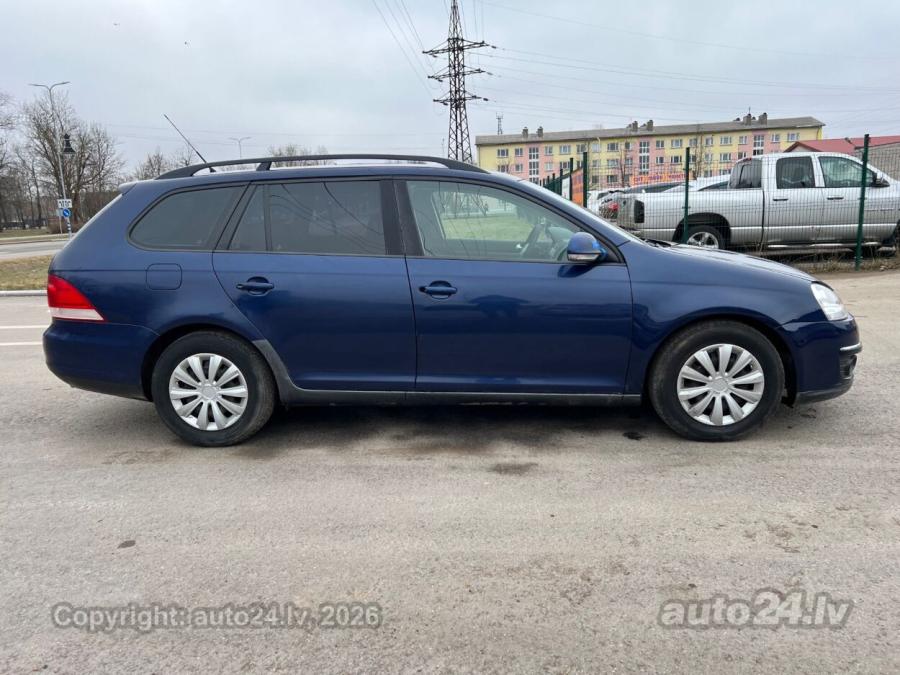 Zils Volkswagen Golf 2007 Narva, ar dzinēja tilpumu 1.90 L un nobraukumu 326 tūkst. km par 1499 €, foto 3 vietnē AUTOMOTO.COM.LV