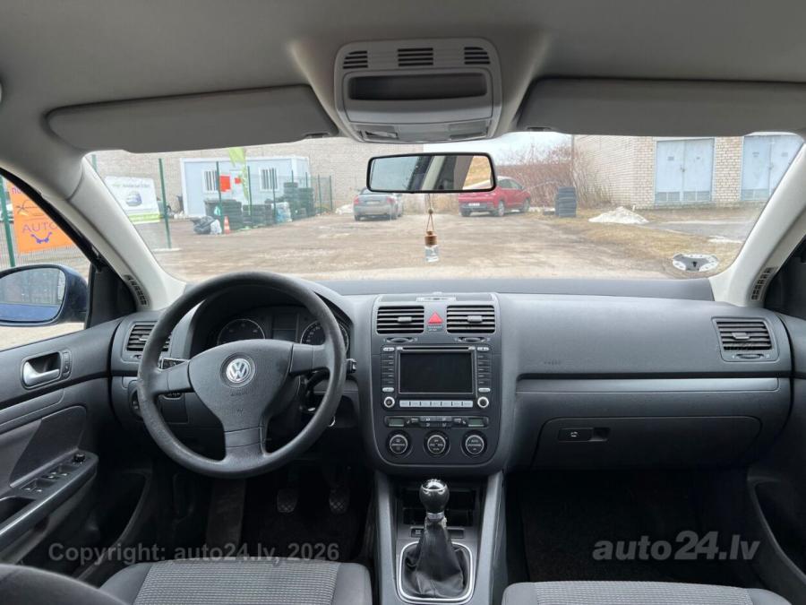 Zils Volkswagen Golf 2007 Narva, ar dzinēja tilpumu 1.90 L un nobraukumu 326 tūkst. km par 1499 €, foto 11 vietnē AUTOMOTO.COM.LV