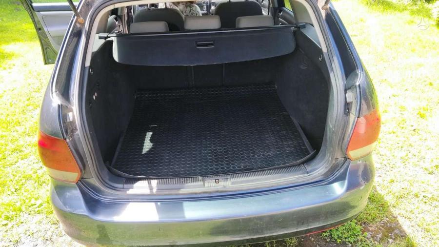 Zils Volkswagen Golf 2007 Viļņa, ar dzinēja tilpumu 1.97 L un nobraukumu 353 tūkst. km par 950 €, foto 9 vietnē AUTOMOTO.COM.LV