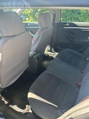 Zils Volkswagen Golf 2007 Madona, ar dzinēja tilpumu 1.90 L un nobraukumu 470 tūkst. km par 1750 €, foto 8 vietnē AUTOMOTO.COM.LV