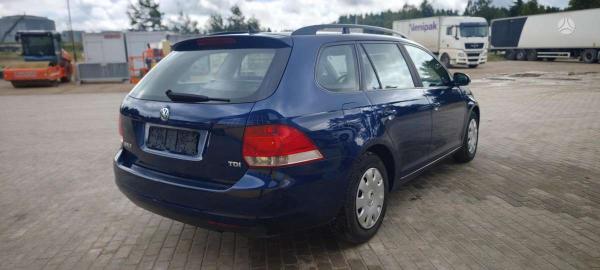 Blue Volkswagen Golf 2007 in Utena, with an engine capacity of 1.90 L and mileage of 257 thousand km for 2650 €, photo 5 on AUTOMOTO.COM.LV