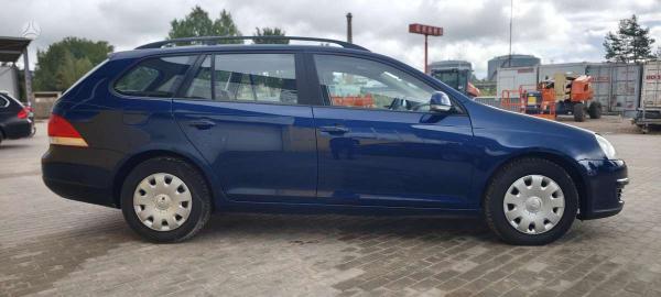 Blue Volkswagen Golf 2007 in Utena, with an engine capacity of 1.90 L and mileage of 257 thousand km for 2650 €, photo 6 on AUTOMOTO.COM.LV