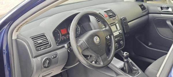 Blue Volkswagen Golf 2007 in Utena, with an engine capacity of 1.90 L and mileage of 257 thousand km for 2650 €, photo 10 on AUTOMOTO.COM.LV
