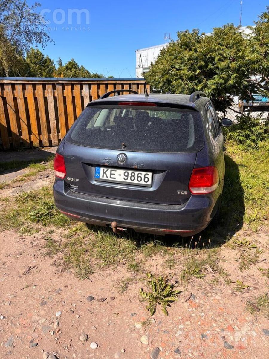 Blue Volkswagen Golf 2008 in Ventspils, with an engine capacity of 1.90 L and mileage of 328 thousand km for 1050 €, photo 1 on AUTOMOTO.COM.LV