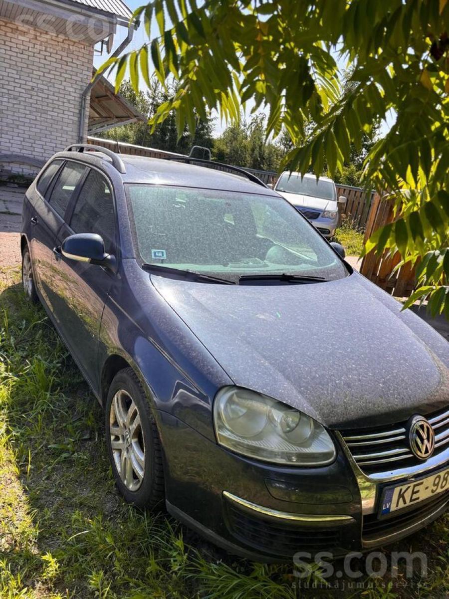 Blue Volkswagen Golf 2008 in Ventspils, with an engine capacity of 1.90 L and mileage of 328 thousand km for 1050 €, photo 4 on AUTOMOTO.COM.LV