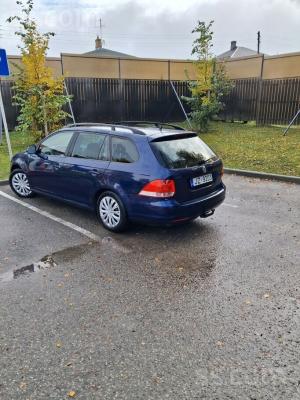 Zils Volkswagen Golf 2008 Cēsis, ar dzinēja tilpumu 1.90 L un nobraukumu 291 tūkst. km par 1850 €, foto 3 vietnē AUTOMOTO.COM.LV