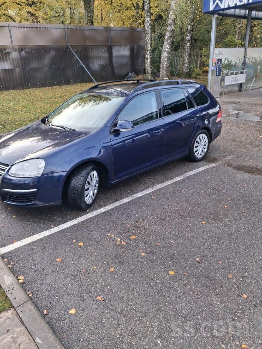 Zils Volkswagen Golf 2008 Cēsis, ar dzinēja tilpumu 1.90 L un nobraukumu 291 tūkst. km par 1850 €, foto 4 vietnē AUTOMOTO.COM.LV