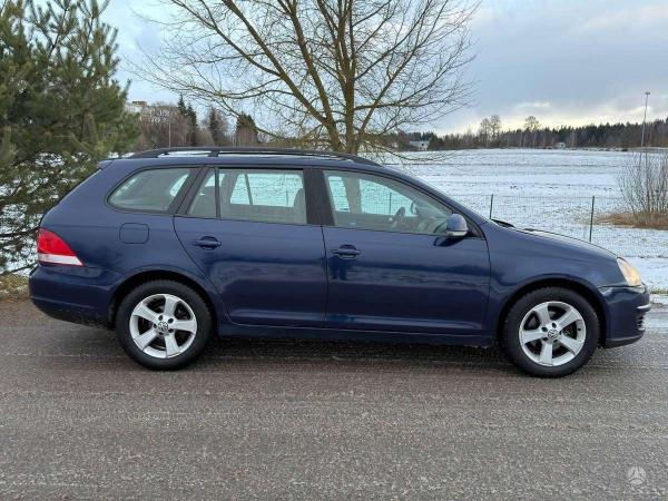 Zils Volkswagen Golf 2008 Viļņa, ar dzinēja tilpumu 1.90 L un nobraukumu 471 tūkst. km par 1850 €, foto 2 vietnē AUTOMOTO.COM.LV