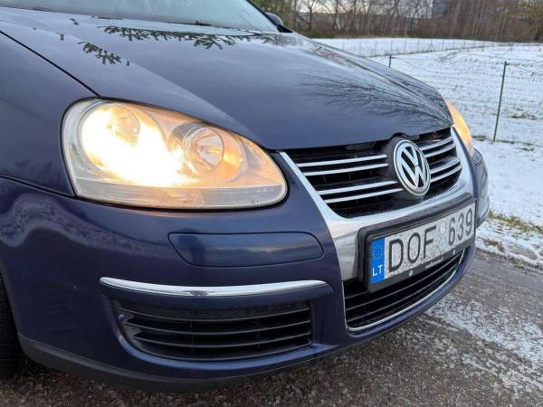 Zils Volkswagen Golf 2008 Viļņa, ar dzinēja tilpumu 1.90 L un nobraukumu 471 tūkst. km par 1850 €, foto 6 vietnē AUTOMOTO.COM.LV