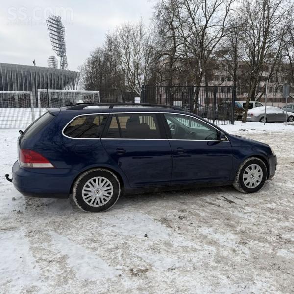 Blue Volkswagen Golf 2008 in Riga, with an engine capacity of 1.90 L and mileage of 0 thousand km for 2100 €, photo 2 on AUTOMOTO.COM.LV