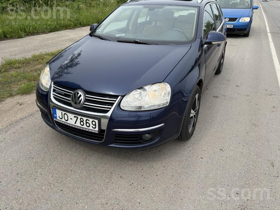 Zils Volkswagen Golf 2008 Jelgava, ar dzinēja tilpumu 2.00 L un nobraukumu 330 tūkst. km par 950 €, foto 4 vietnē AUTOMOTO.COM.LV