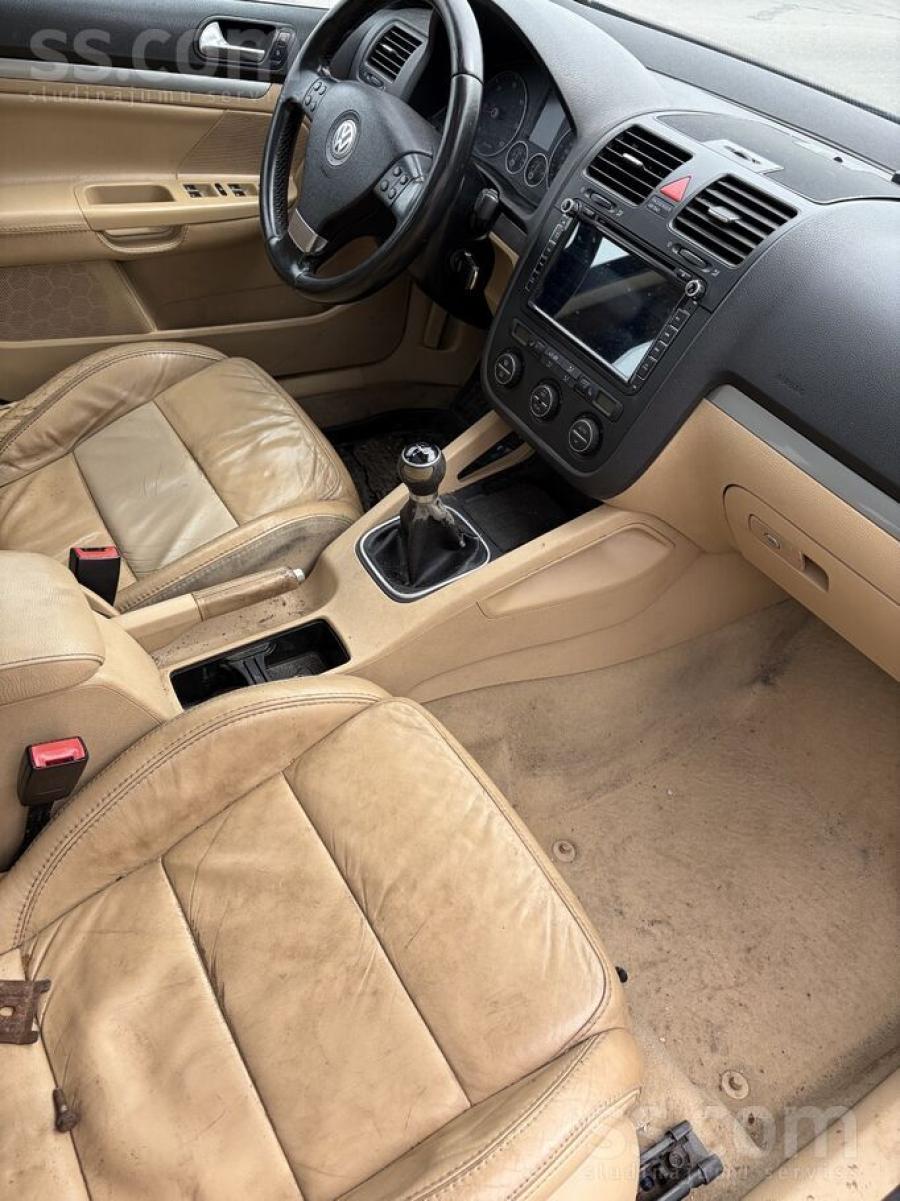 Zils Volkswagen Golf 2008 Jelgava, ar dzinēja tilpumu 2.00 L un nobraukumu 330 tūkst. km par 950 €, foto 6 vietnē AUTOMOTO.COM.LV