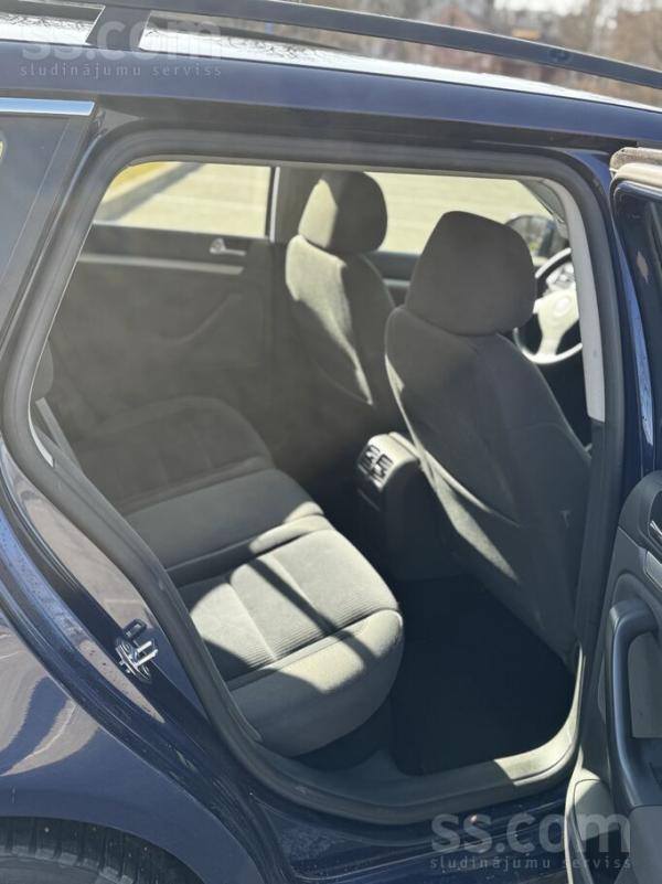 Blue Volkswagen Golf 2008 in Riga, with an engine capacity of 1.90 L and mileage of 447 thousand km for 1450 €, photo 8 on AUTOMOTO.COM.LV