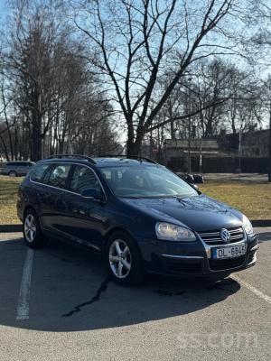 Blue Volkswagen Golf 2008 in Riga, with an engine capacity of 1.90 L and mileage of 447 thousand km for 1300 €, photo 3 on AUTOMOTO.COM.LV