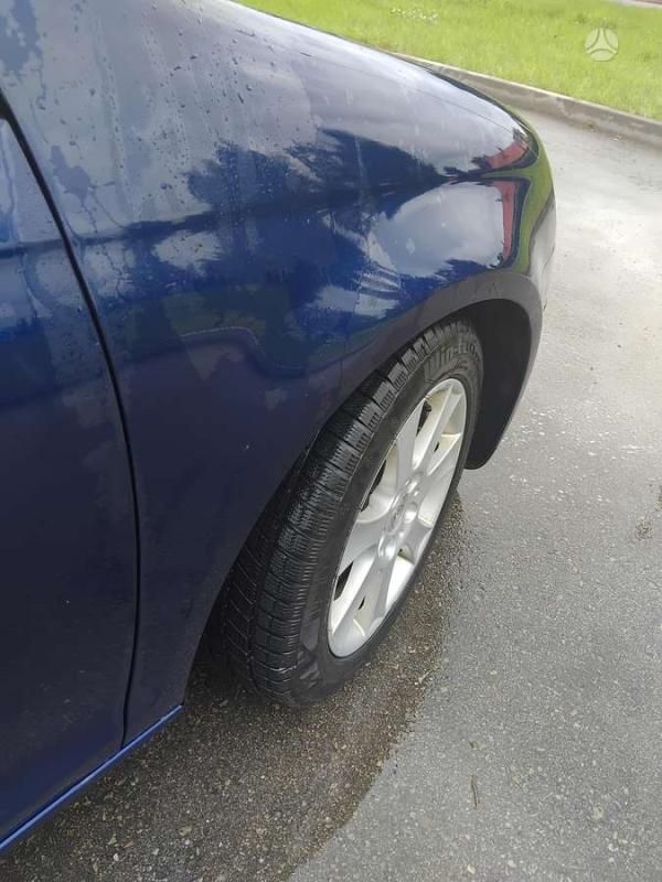 Blue Volkswagen Golf 2008 in Rokiskis, with an engine capacity of 2.00 L and mileage of 203 thousand km for 2500 €, photo 10 on AUTOMOTO.COM.LV