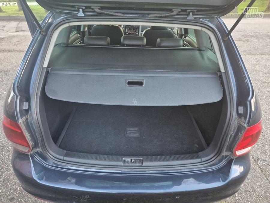 Zils Volkswagen Golf 2008 Kaišiadorys, ar dzinēja tilpumu 2.00 L un nobraukumu 327 tūkst. km par 1850 €, foto 15 vietnē AUTOMOTO.COM.LV