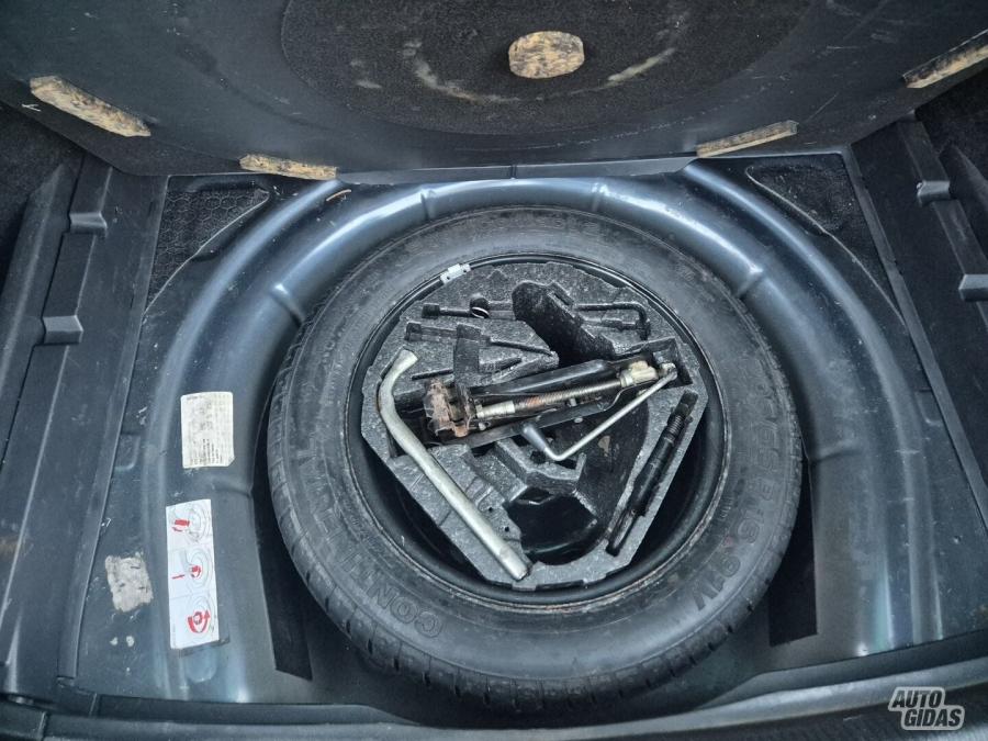 Zils Volkswagen Golf 2008 Kaišiadorys, ar dzinēja tilpumu 2.00 L un nobraukumu 327 tūkst. km par 1850 €, foto 16 vietnē AUTOMOTO.COM.LV