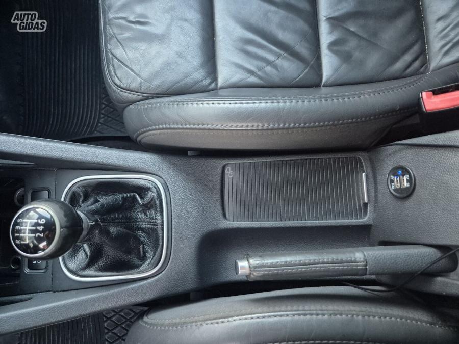 Zils Volkswagen Golf 2008 Kaišiadorys, ar dzinēja tilpumu 2.00 L un nobraukumu 327 tūkst. km par 1850 €, foto 21 vietnē AUTOMOTO.COM.LV