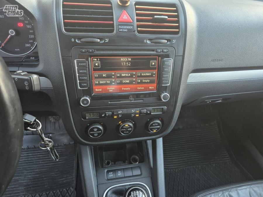 Zils Volkswagen Golf 2008 Kaišiadorys, ar dzinēja tilpumu 2.00 L un nobraukumu 327 tūkst. km par 1850 €, foto 22 vietnē AUTOMOTO.COM.LV