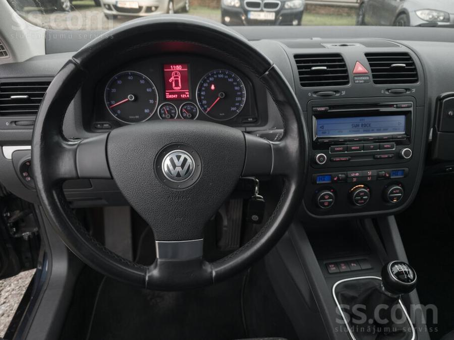 Blue Volkswagen Golf 2009 in Liepaja, with an engine capacity of 1.40 L and mileage of 0 thousand km for 3995 €, photo 20 on AUTOMOTO.COM.LV