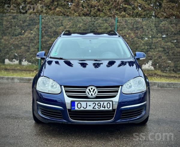 Blue Volkswagen Golf 2009 in Jelgava, with an engine capacity of 1.90 L and mileage of 0 thousand km for 3950 €, photo 5 on AUTOMOTO.COM.LV