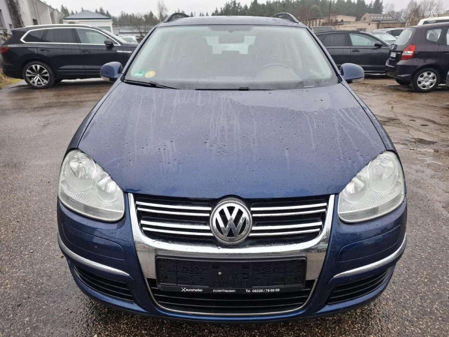 Blue Volkswagen Golf 2009 in Utena, with an engine capacity of 1.90 L and mileage of 290 thousand km for 2250 €, photo 2 on AUTOMOTO.COM.LV