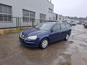 Blue Volkswagen Golf 2009 in Utena, with an engine capacity of 1.90 L and mileage of 290 thousand km for 2250 €, photo 15 on AUTOMOTO.COM.LV