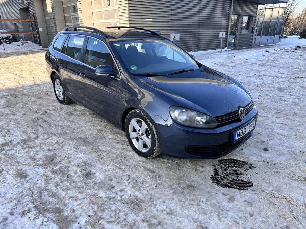 Zils Volkswagen Golf 2009 Viļņa, ar dzinēja tilpumu 2.00 L un nobraukumu 343 tūkst. km par 3500 €, foto 2 vietnē AUTOMOTO.COM.LV