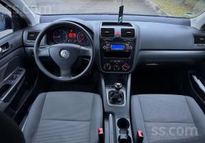 Zils Volkswagen Golf 2009 Jelgava, ar dzinēja tilpumu 1.90 L un nobraukumu 0 tūkst. km par 3850 €, foto 10 vietnē AUTOMOTO.COM.LV