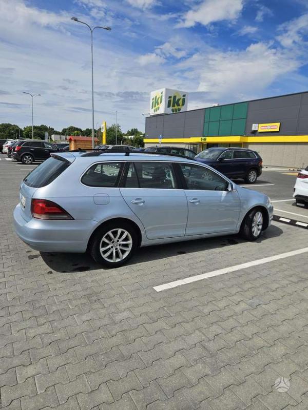 Zils Volkswagen Golf 2009 Kauņa, ar dzinēja tilpumu 1.97 L un nobraukumu 395 tūkst. km par 2600 €, foto 2 vietnē AUTOMOTO.COM.LV