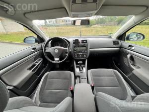 Blue Volkswagen Golf 2009 in Riga, with an engine capacity of 1.40 L and mileage of 265 thousand km for 3150 €, photo 6 on AUTOMOTO.COM.LV