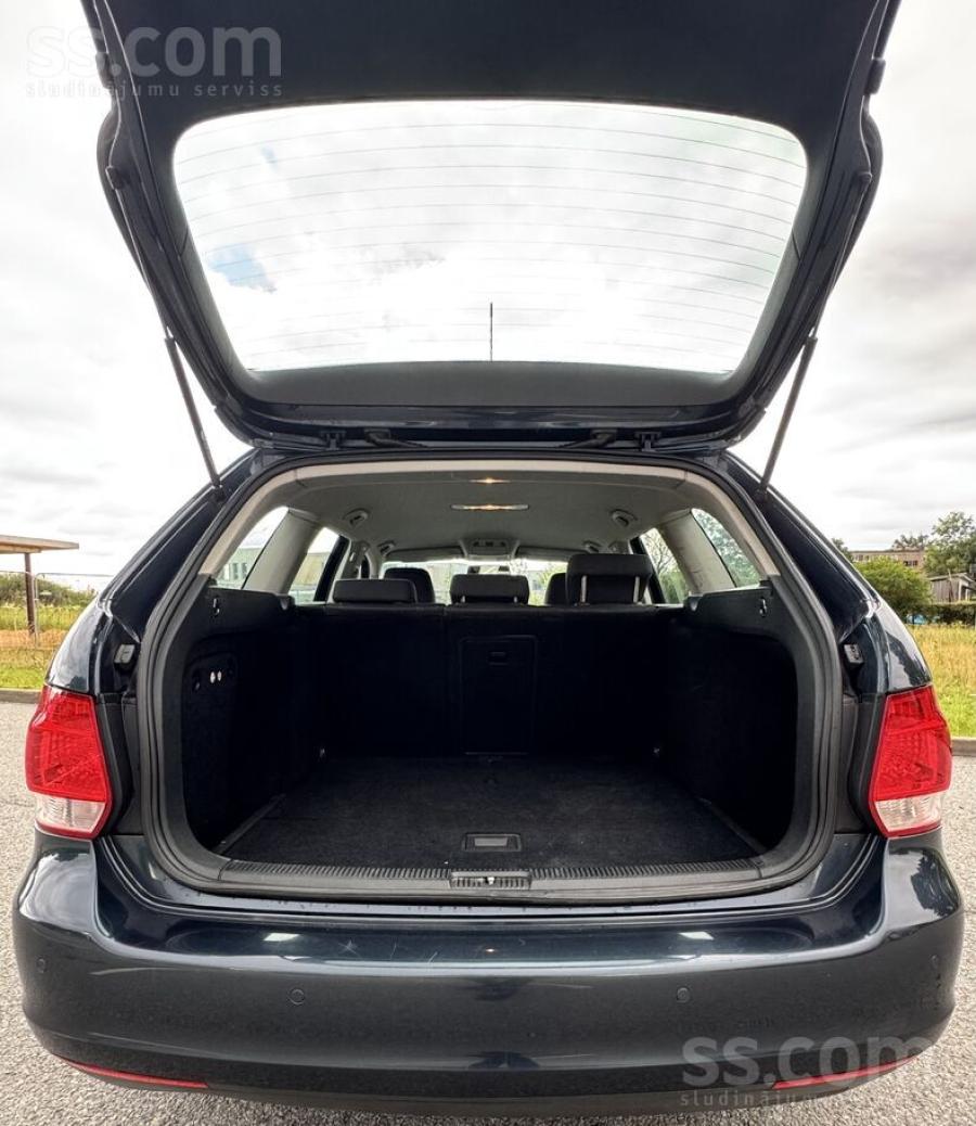 Blue Volkswagen Golf 2009 in Riga, with an engine capacity of 1.40 L and mileage of 265 thousand km for 3150 €, photo 12 on AUTOMOTO.COM.LV