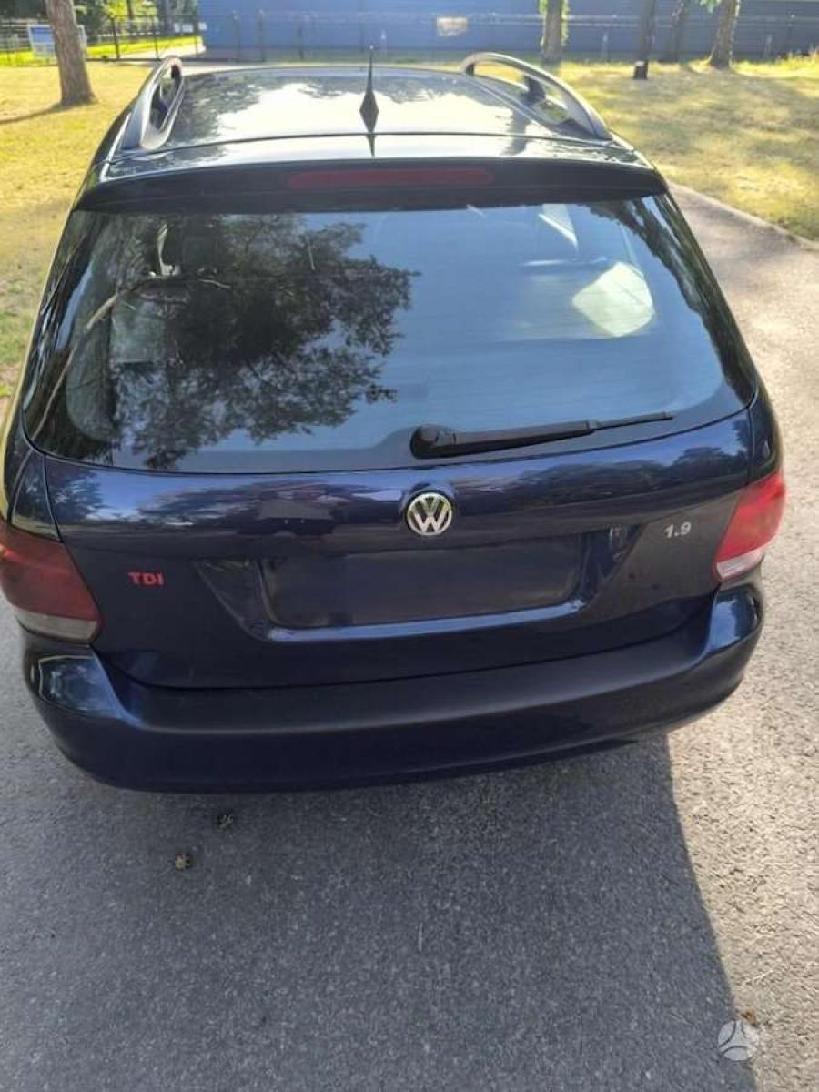 Blue Volkswagen Golf 2009 in Kaunas, with an engine capacity of 1.90 L and mileage of 221 thousand km for 2400 €, photo 8 on AUTOMOTO.COM.LV