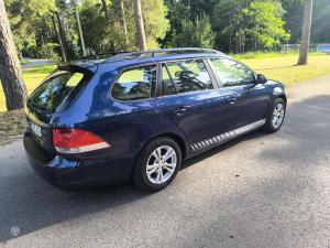 Blue Volkswagen Golf 2009 in Kaunas, with an engine capacity of 1.90 L and mileage of 221 thousand km for 2400 €, photo 9 on AUTOMOTO.COM.LV