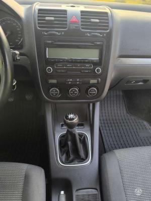 Blue Volkswagen Golf 2009 in Kaunas, with an engine capacity of 1.90 L and mileage of 221 thousand km for 2400 €, photo 16 on AUTOMOTO.COM.LV