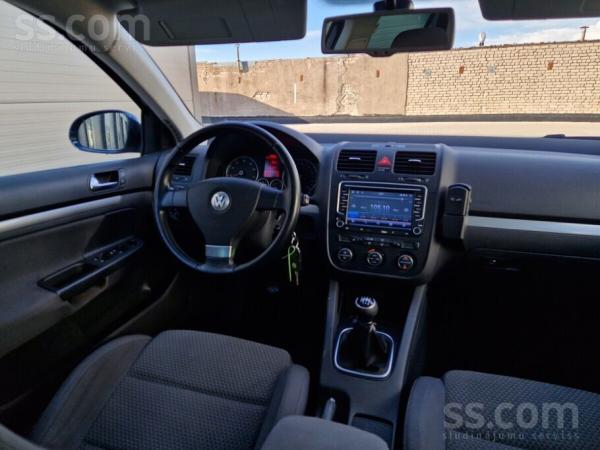 Blue Volkswagen Golf 2009 in Liepaja, with an engine capacity of 1.40 L and mileage of 243 thousand km for 3990 €, photo 9 on AUTOMOTO.COM.LV