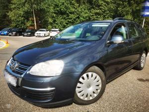 Blue Volkswagen Golf 2009 in Vilnius, with an engine capacity of 1.90 L and mileage of 300 thousand km for 2850 €, photo 3 on AUTOMOTO.COM.LV