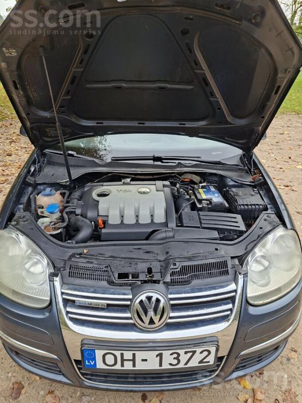 Zils Volkswagen Golf 2009 Rīga, ar dzinēja tilpumu 1.90 L un nobraukumu 390 tūkst. km par 2100 €, foto 6 vietnē AUTOMOTO.COM.LV