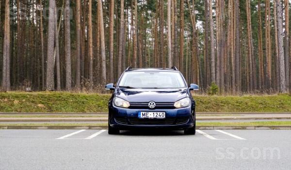 Zils Volkswagen Golf 2010 Rīga, ar dzinēja tilpumu 2.00 L un nobraukumu 448 tūkst. km par 2990 €, foto 3 vietnē AUTOMOTO.COM.LV