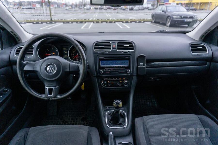 Zils Volkswagen Golf 2010 Rīga, ar dzinēja tilpumu 2.00 L un nobraukumu 448 tūkst. km par 2990 €, foto 11 vietnē AUTOMOTO.COM.LV