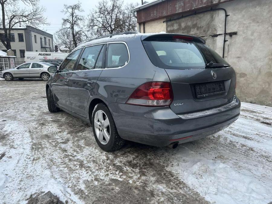 Blue Volkswagen Golf 2010 in Vilkaviskis, with an engine capacity of 1.60 L and mileage of 247 thousand km for 5000 €, photo 10 on AUTOMOTO.COM.LV
